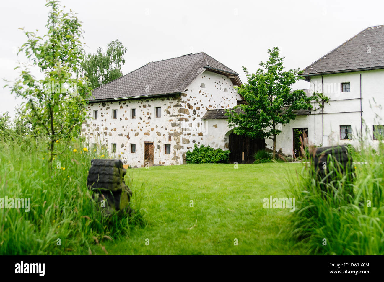 Austria farm house hi-res stock photography and images - Alamy