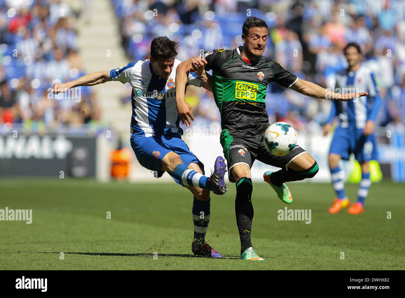 Barcellona, Spain. 9th Mar, 2014. 9/03/14, Barcelona, Victor Sanchez (l ...