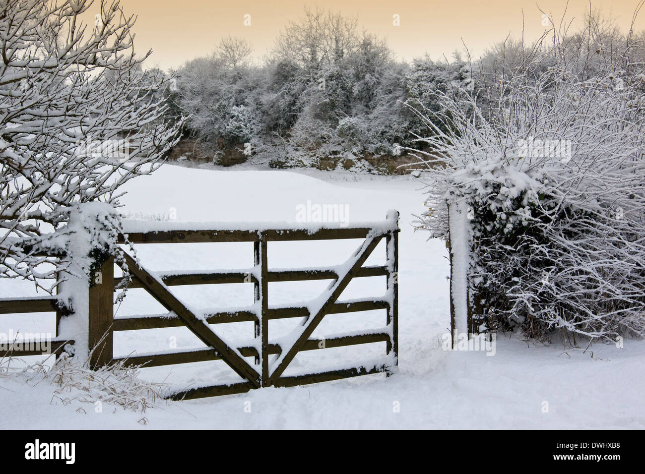 Winter snow in the countryside - North Yorkshire in northern England ...