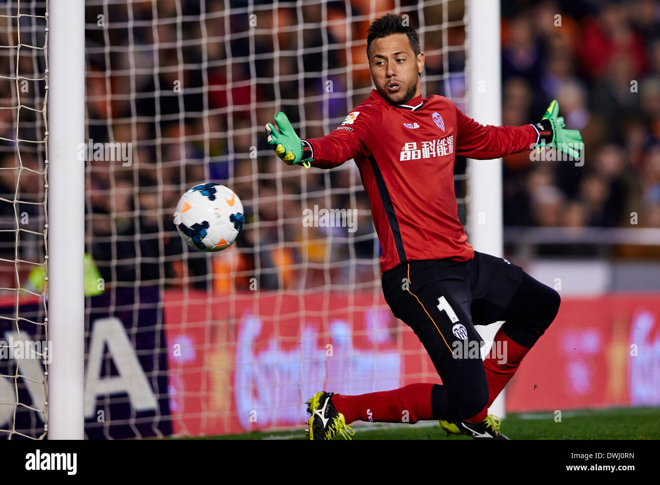 Valencia Cf Goalkeeper Diego Alves High Resolution Stock Photography ...