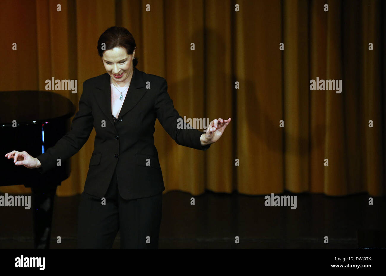Frankfurt, Germany. 9th Mar, 2014. German alto Ruth Zetzsche performs ...