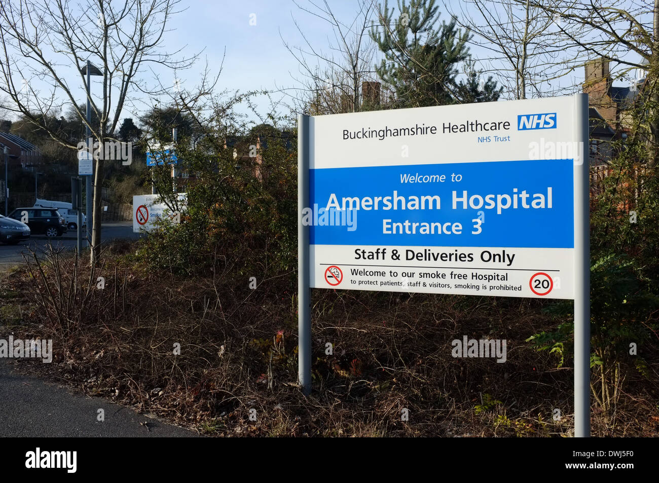 Hospital Exterior Stock Photos & Hospital Exterior Stock Images - Alamy