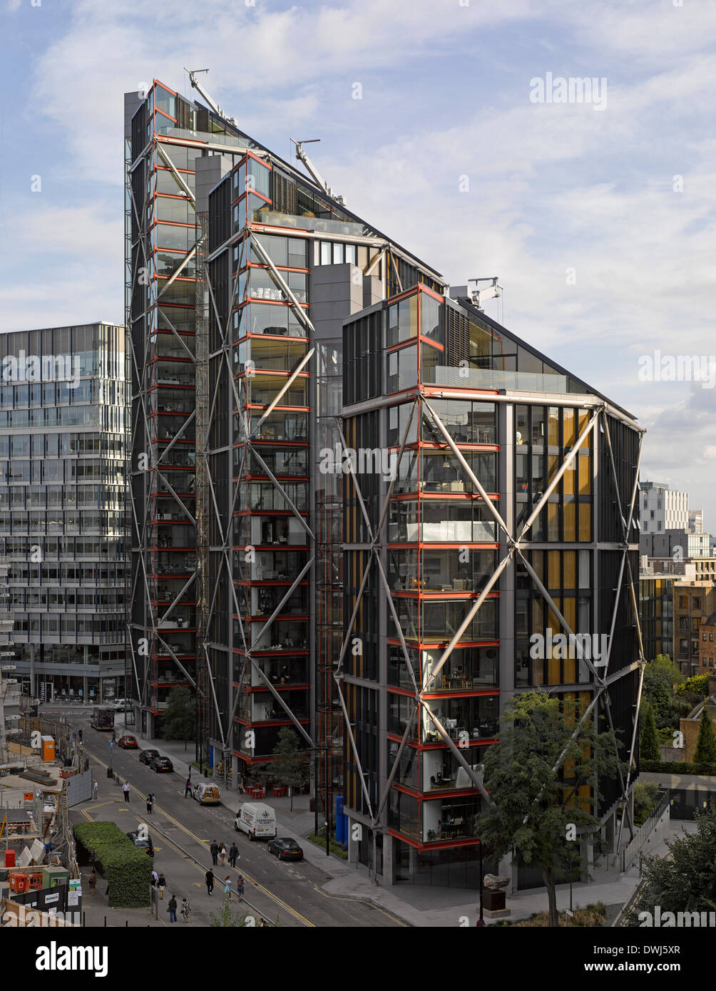 NEO Bankside, London, United Kingdom. Architect: Rogers Stirk Harbour ...