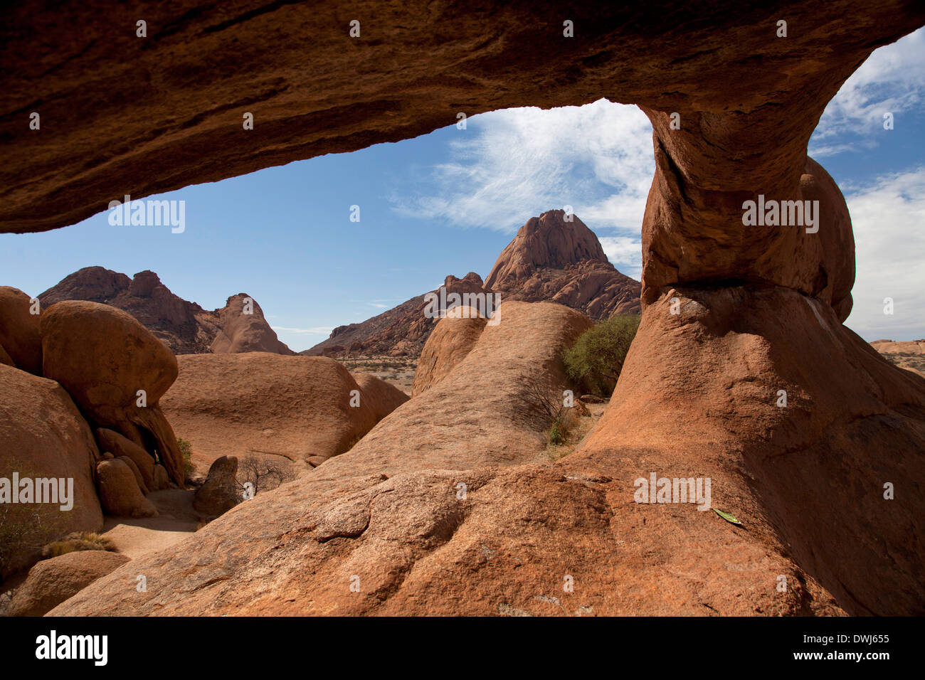 rock arch near the granite mountain Spitzkoppe, Namibia, Africa Stock Photo - Alamy