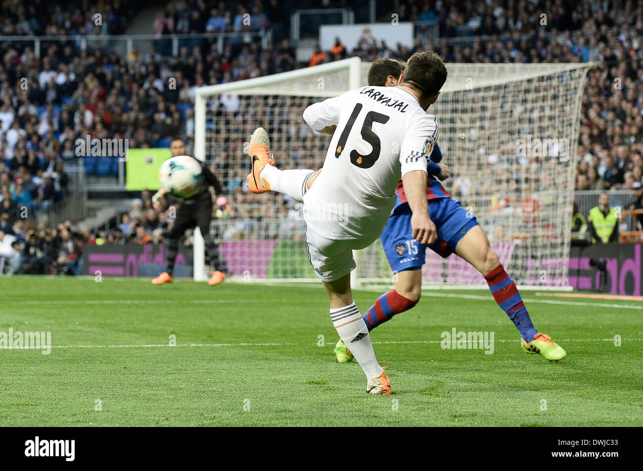 Real madrid carvajal hi-res stock photography and images - Alamy