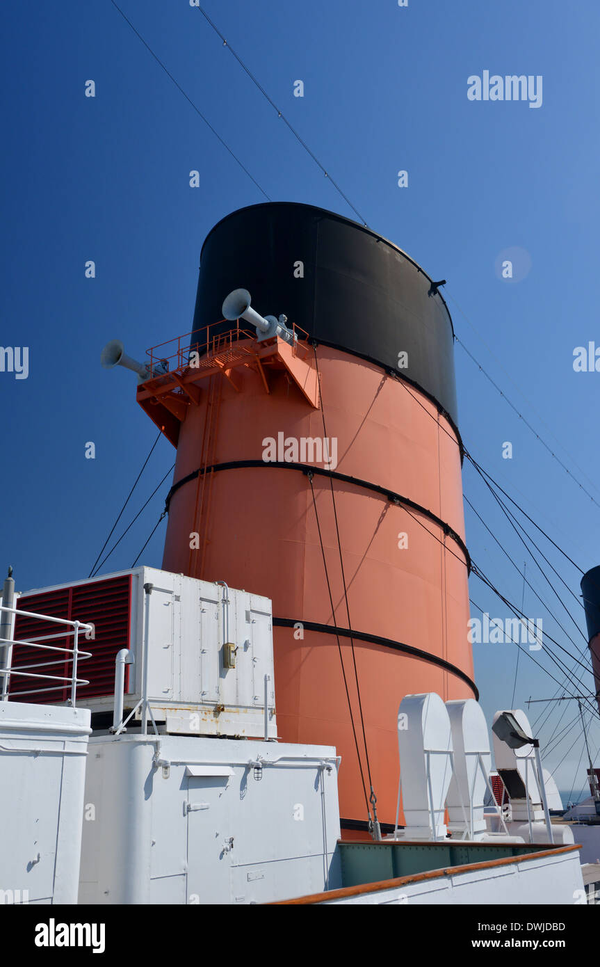 Red star line ocean liner hi-res stock photography and images - Alamy