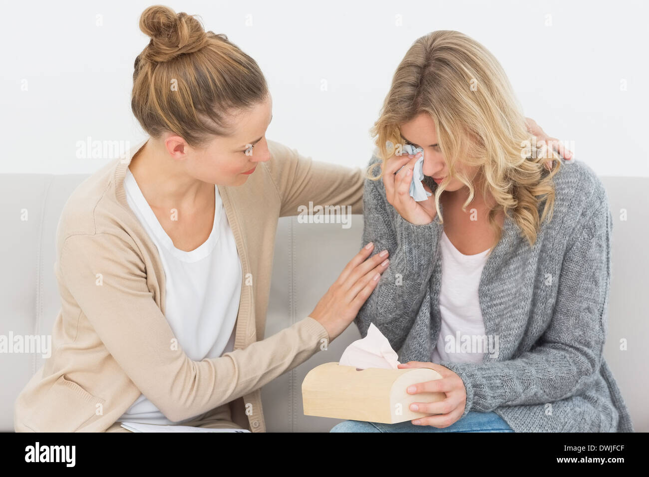 The crying woman hi-res stock photography and images - Alamy