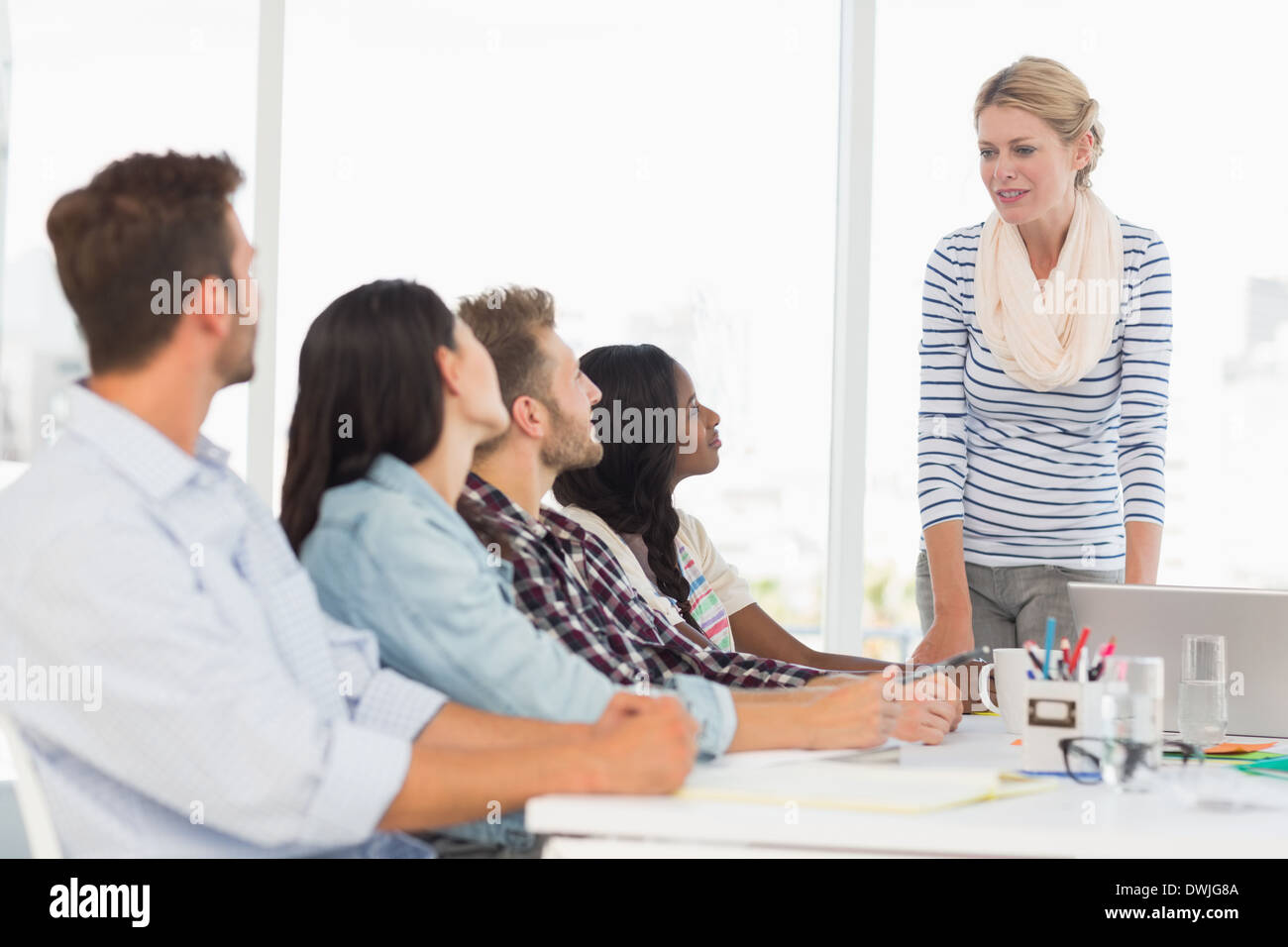 Manager listening to team hi-res stock photography and images - Alamy