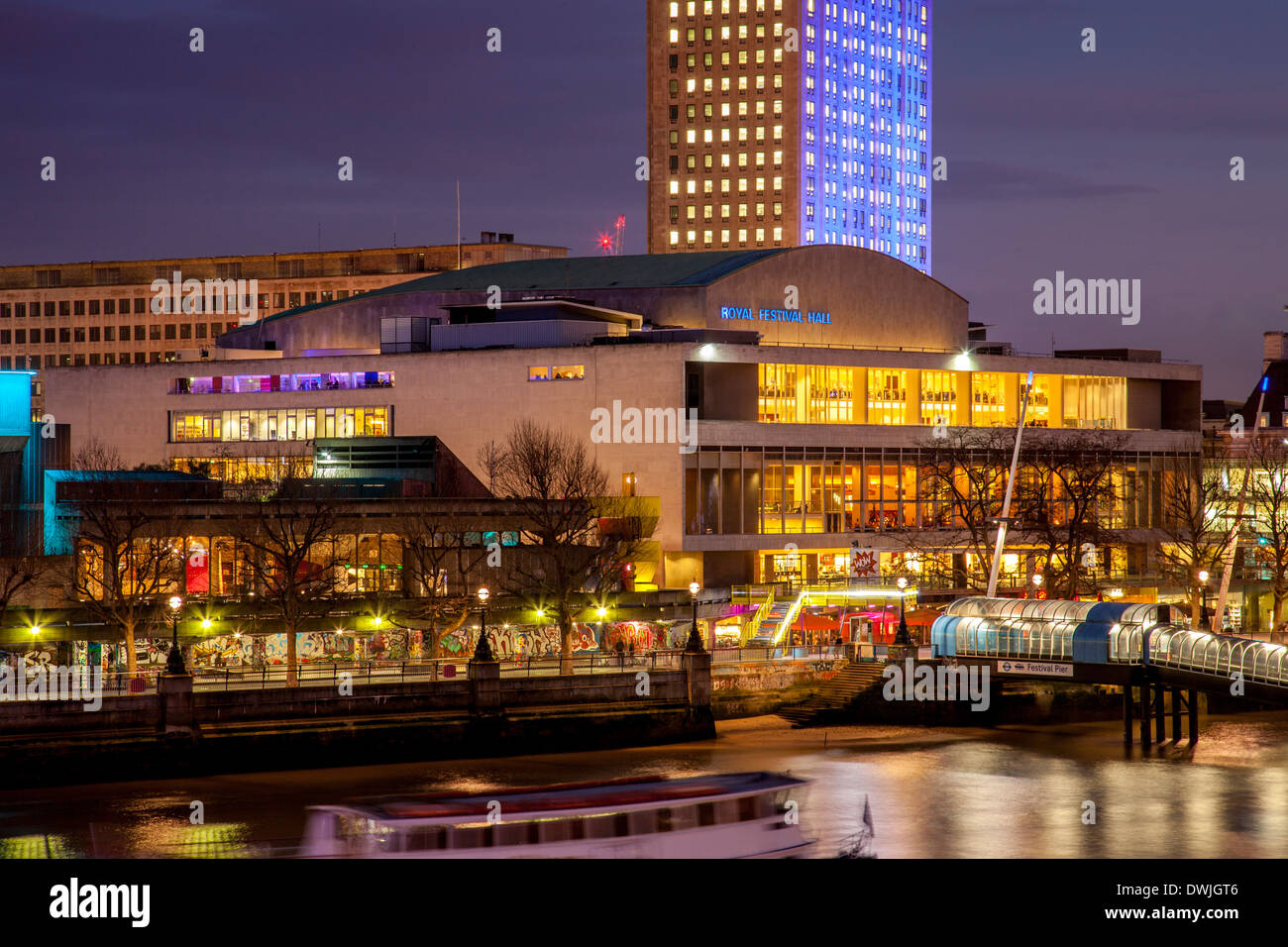 Exterior royal festival hall hi-res stock photography and images - Alamy