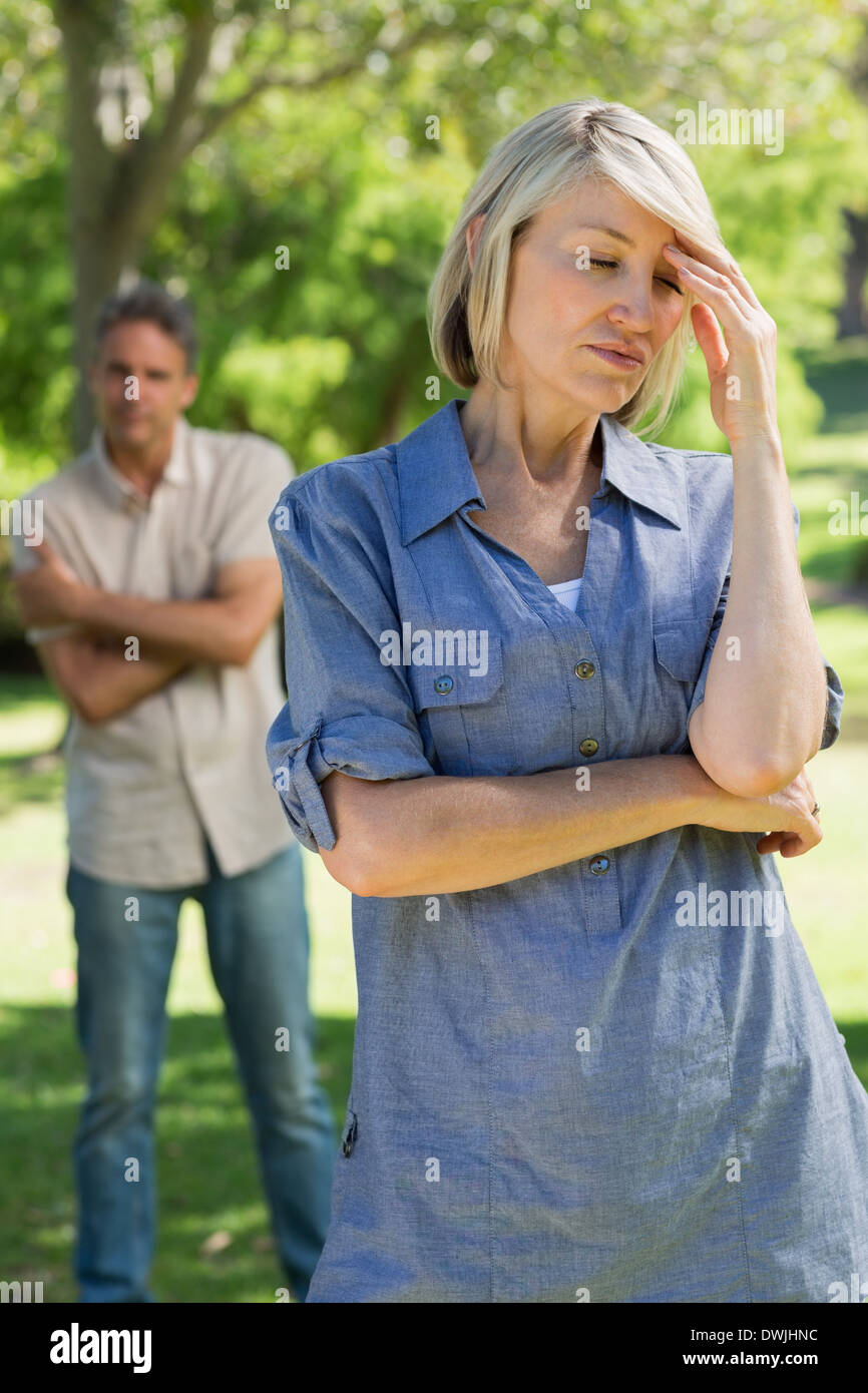 Sad couple hi-res stock photography and images - Alamy