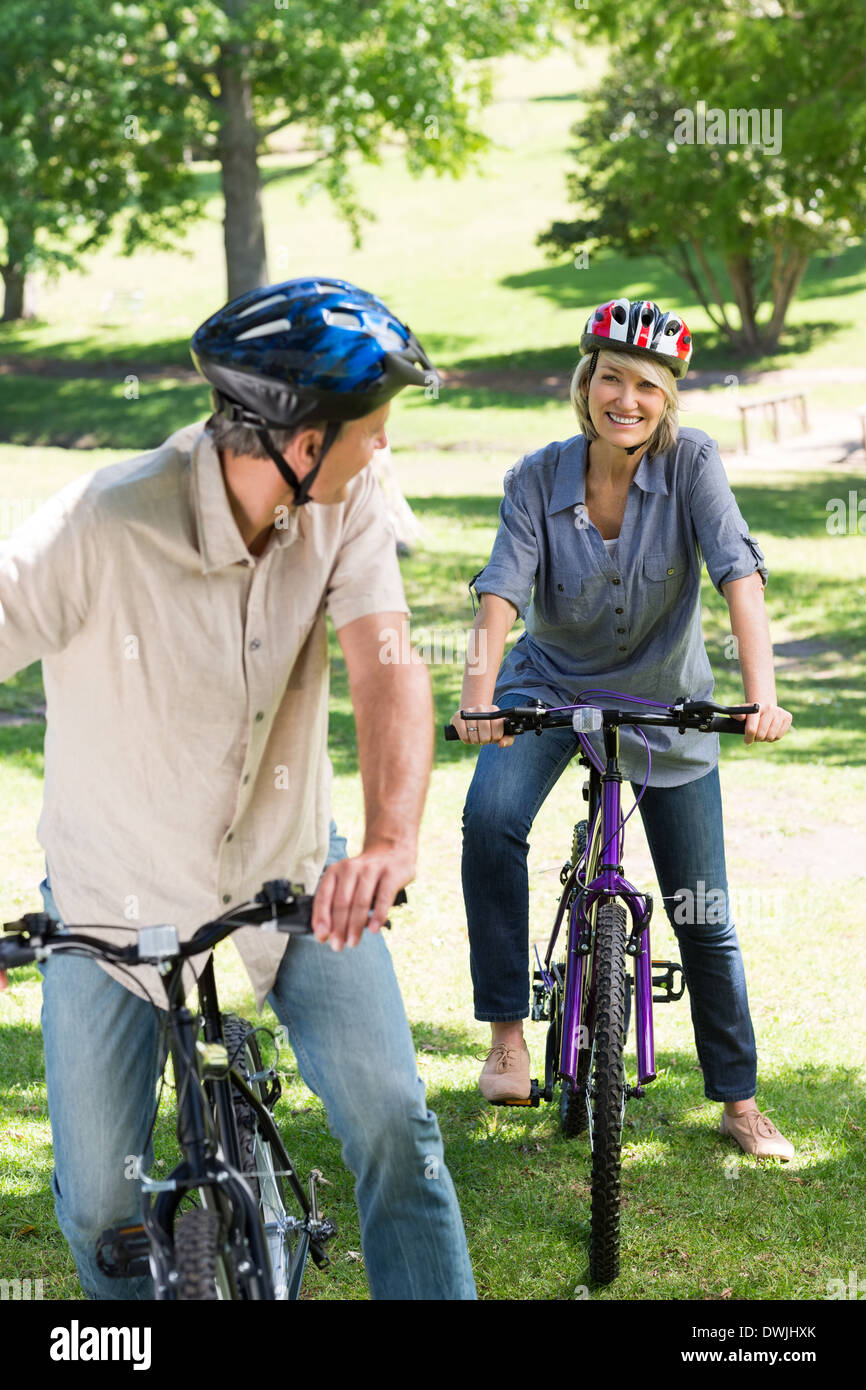 Mature woman wearing cycling hi-res stock photography and images - Alamy