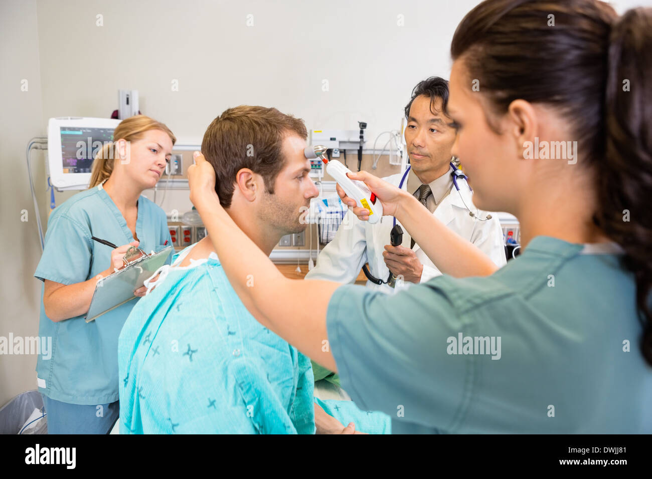 Trauma team emergency hospital hi-res stock photography and images - Alamy