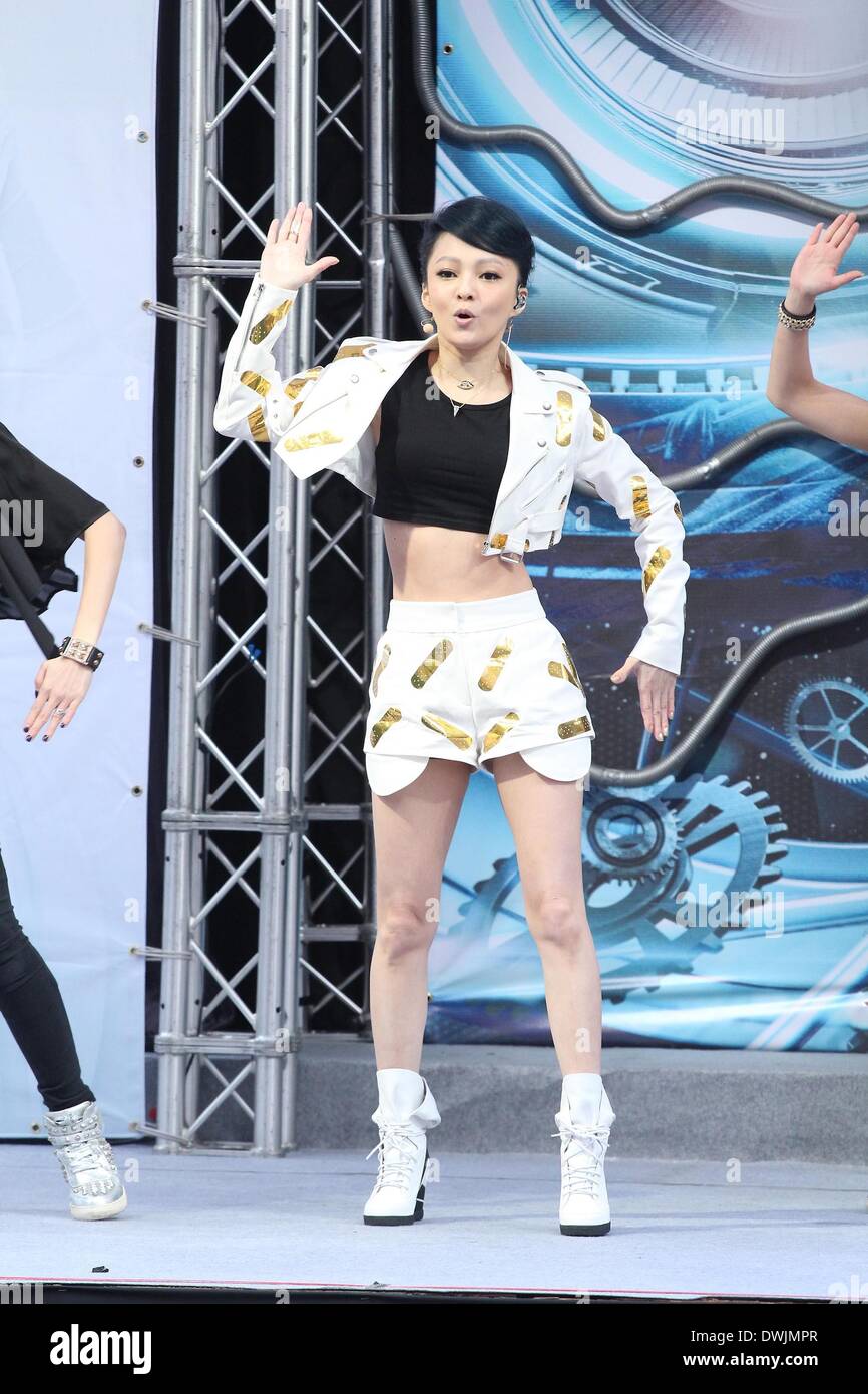 Angela chang hi-res stock photography and images - Alamy