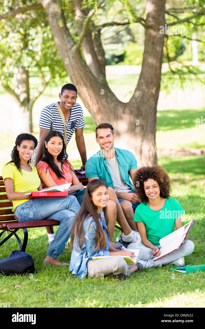 University students studying at campus Stock Photo - Alamy