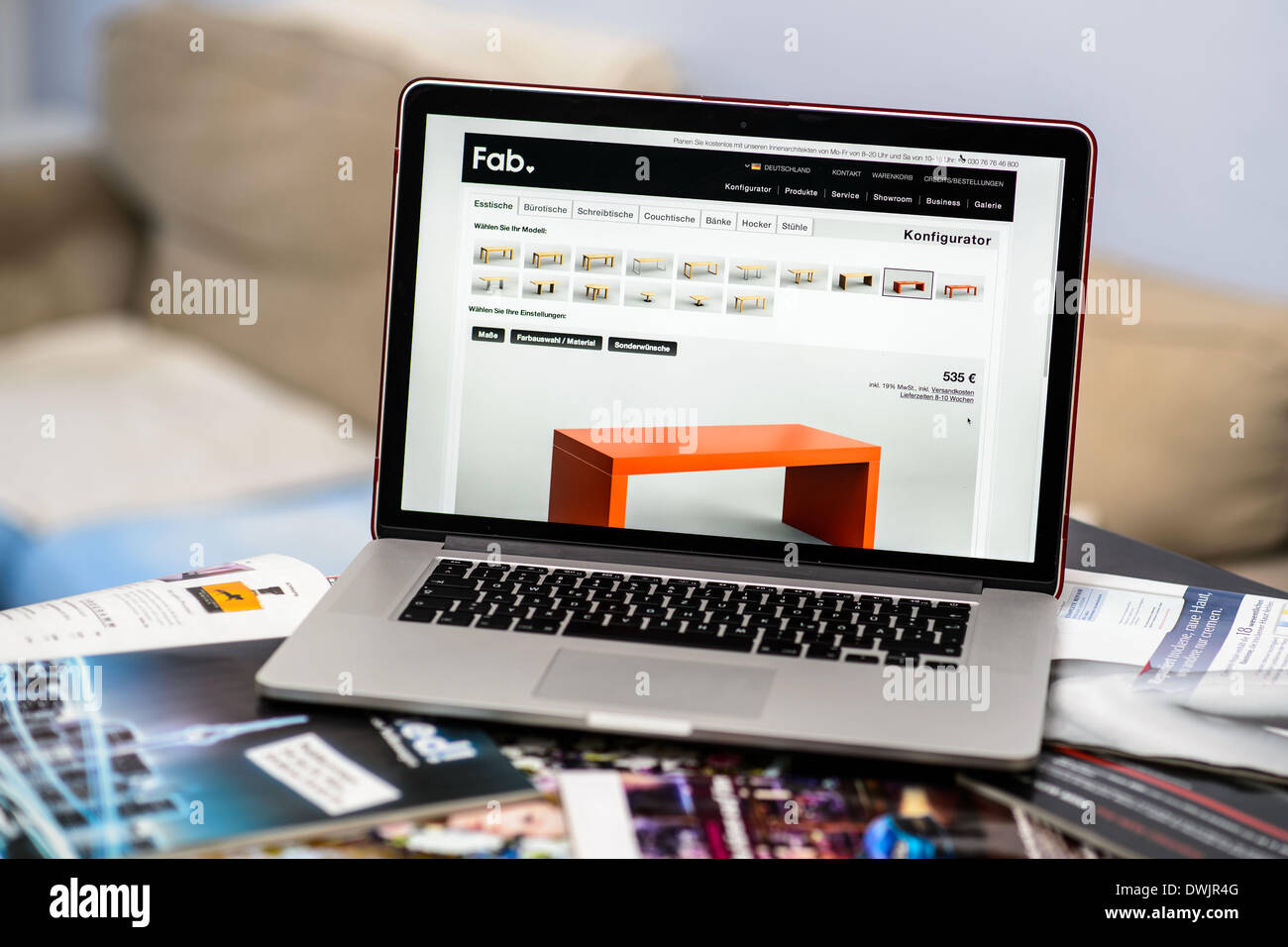 On a laptop is seen the website of the online shopping club "Fab ...