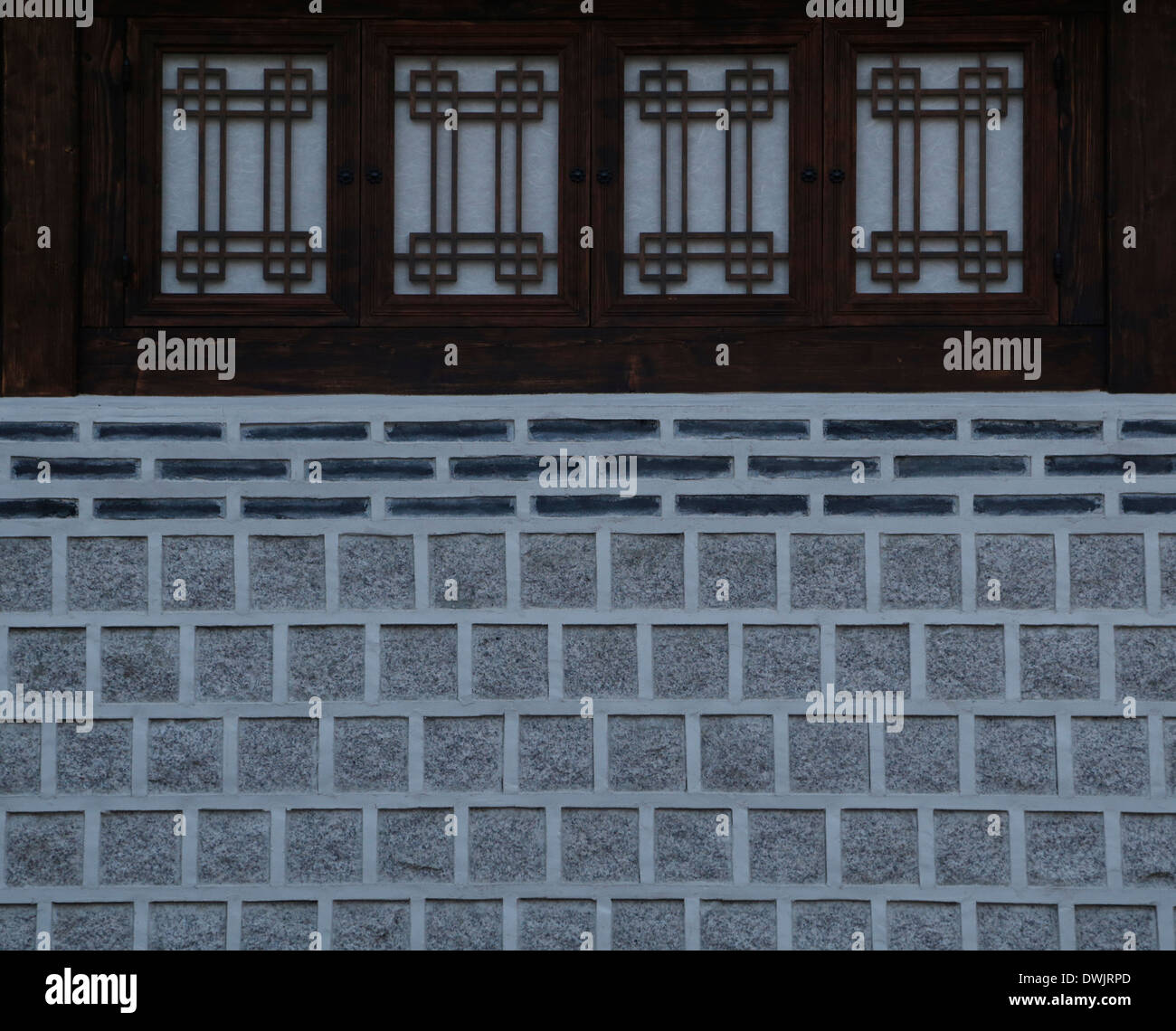 Korean Traditional Window and Wall Stock Photo - Alamy