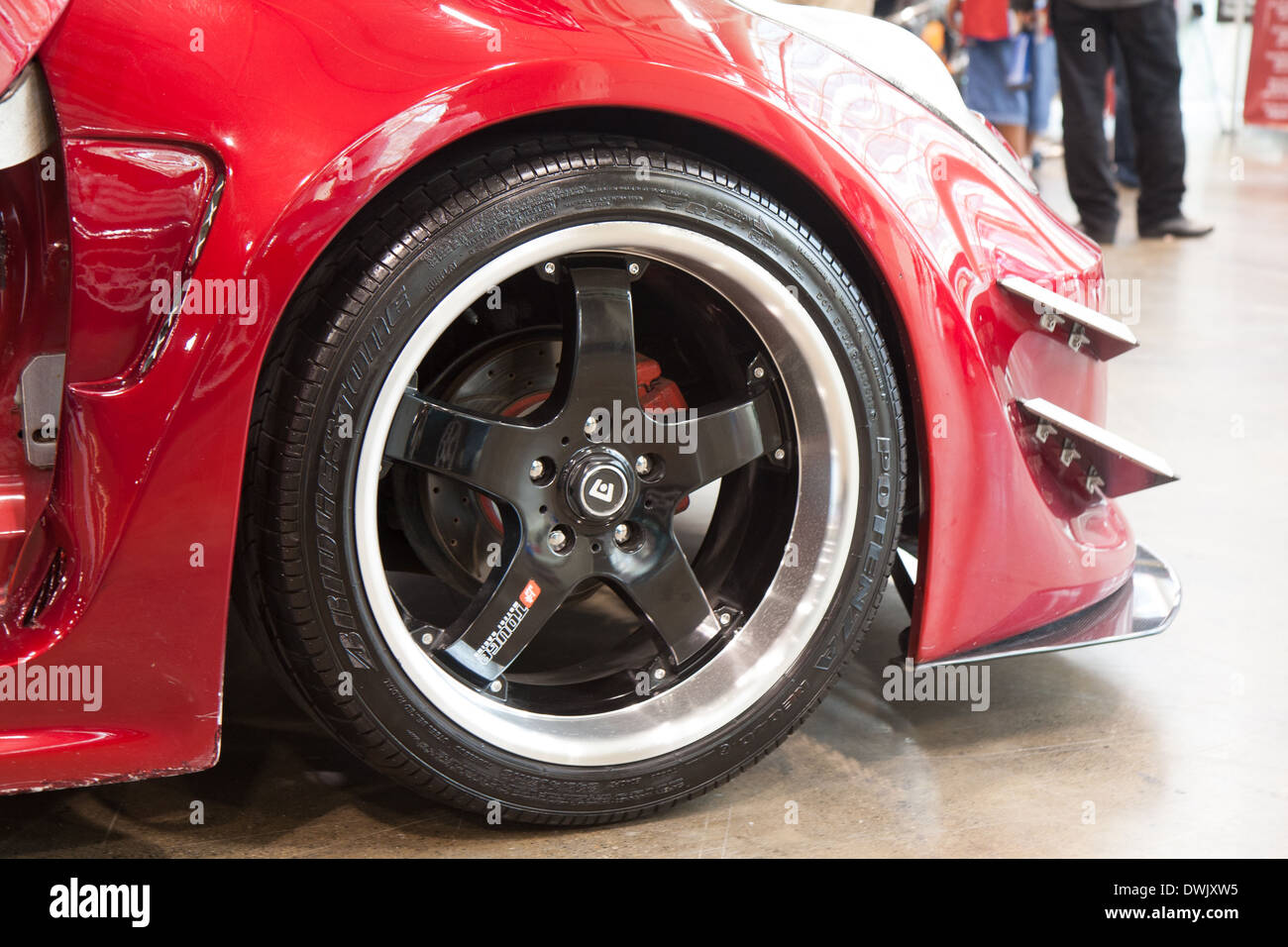 Wheel rim hi-res stock photography and images - Alamy