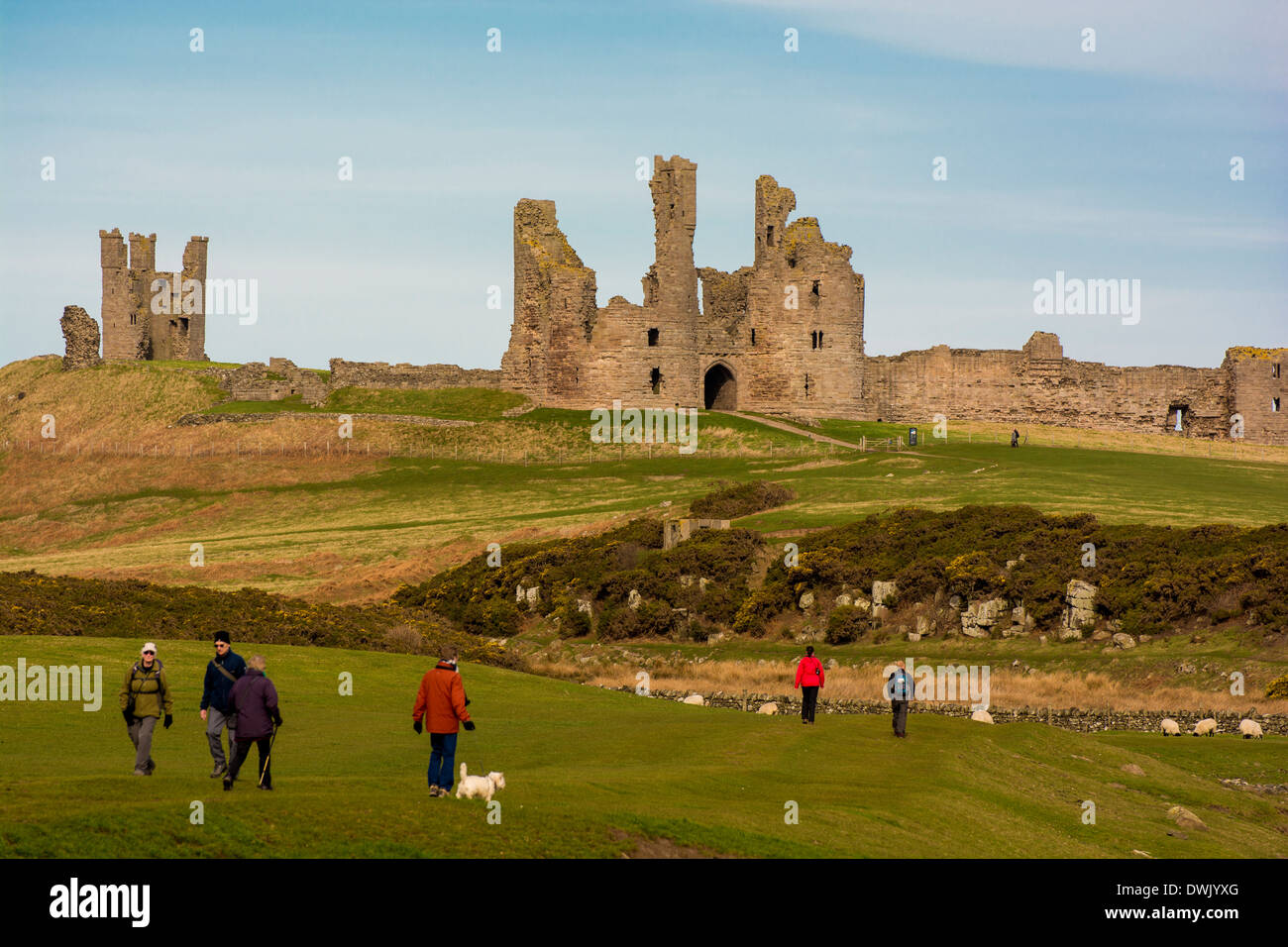 Dunstanburgh castle walk hi-res stock photography and images - Alamy