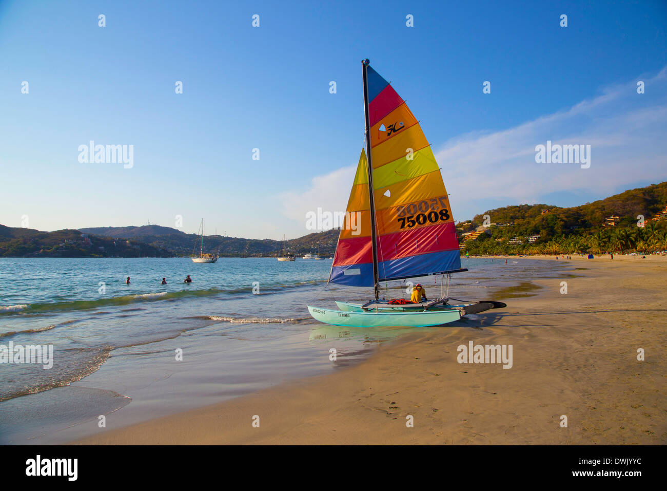 Playa La Ropa, Zihuatanejo, Guerrero, Mexico Stock Photo - Alamy