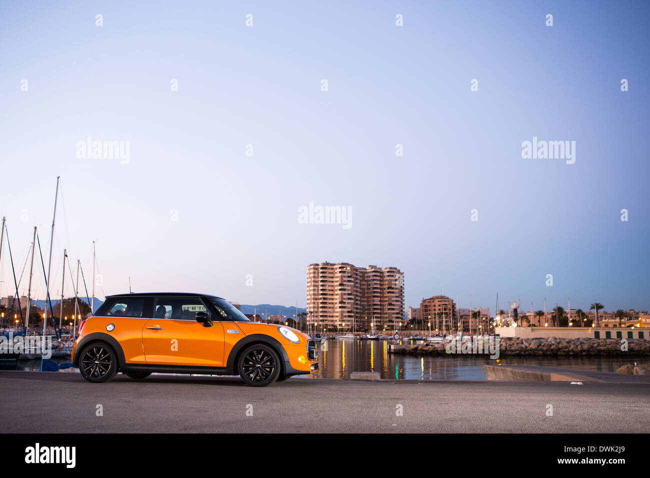 2014 mini cooper new mini Stock Photo - Alamy