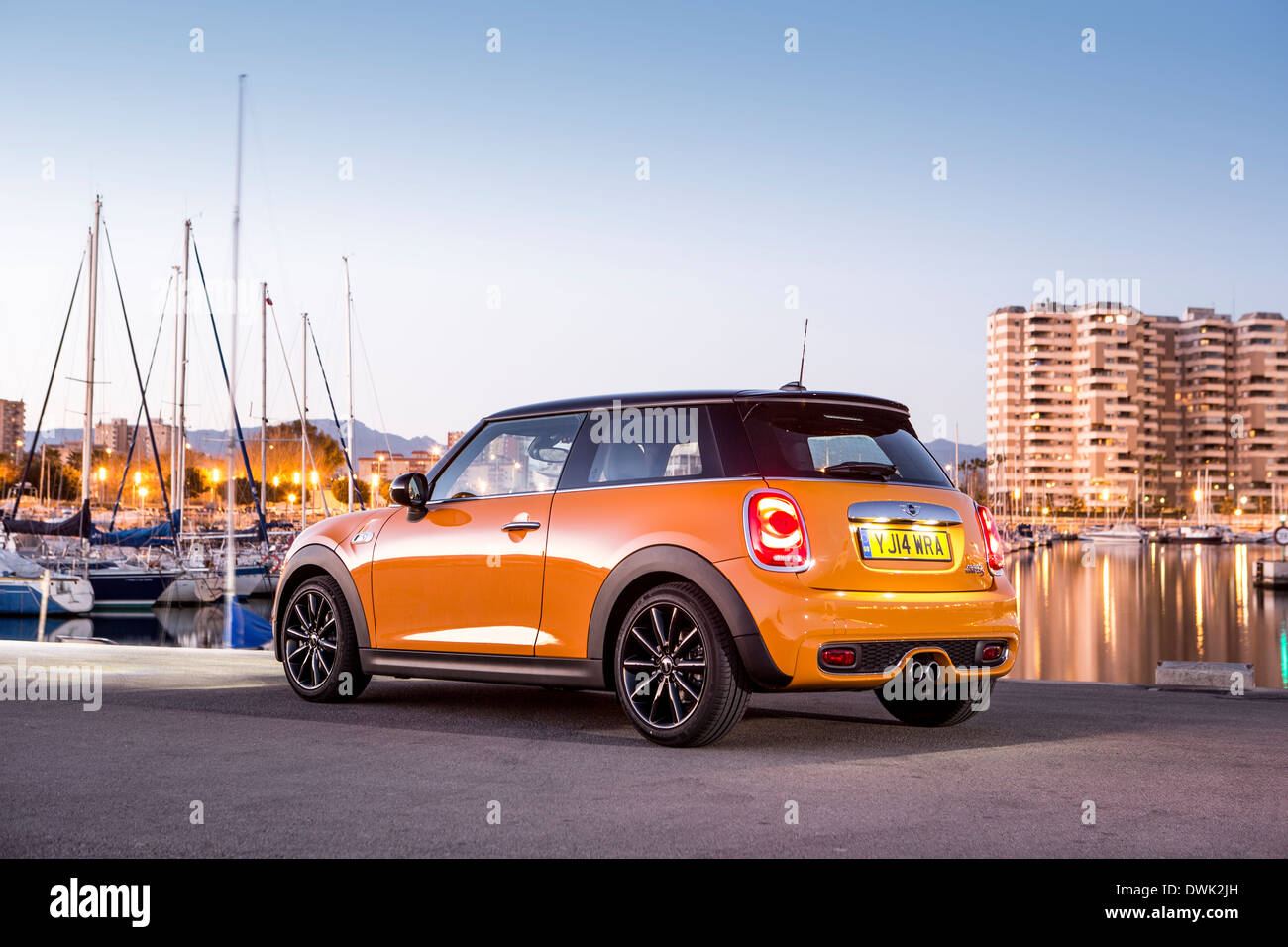 2014 mini cooper new mini Stock Photo - Alamy