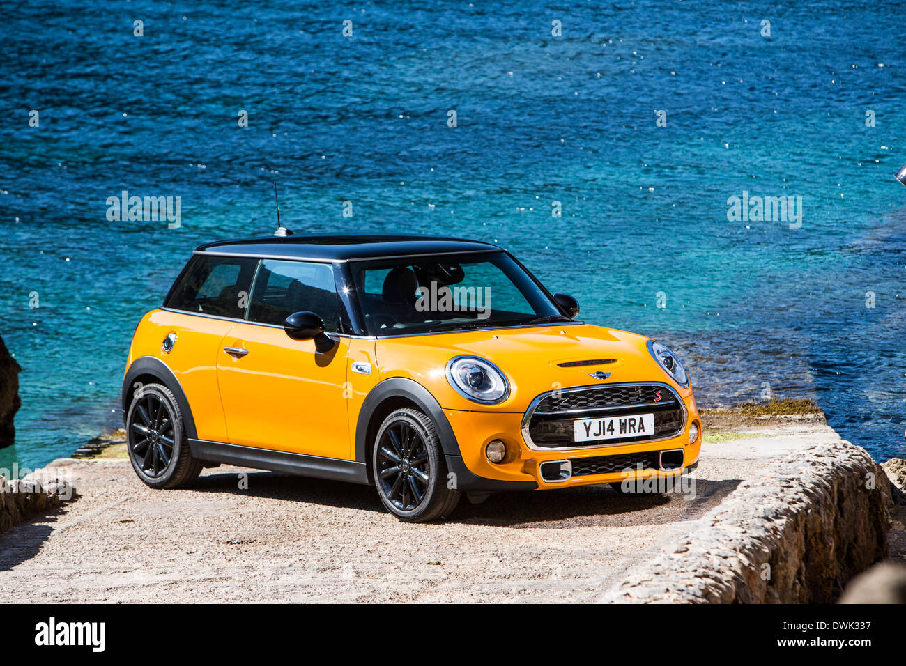 2014 new mini cooper Stock Photo - Alamy