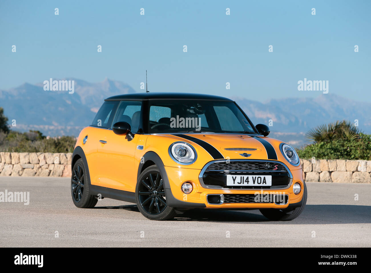 2014 new mini cooper Stock Photo - Alamy