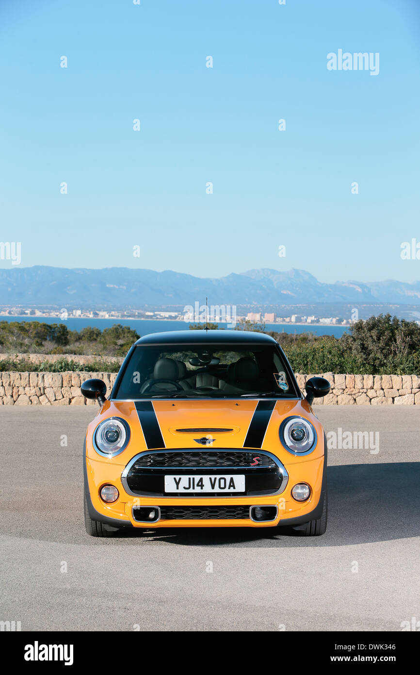 2014 new mini cooper Stock Photo - Alamy
