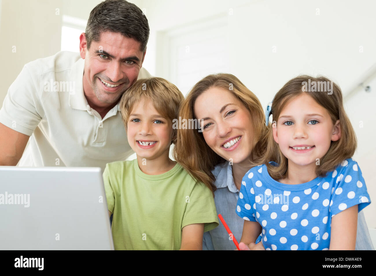 Portrait parents daughter using hi-res stock photography and images - Alamy
