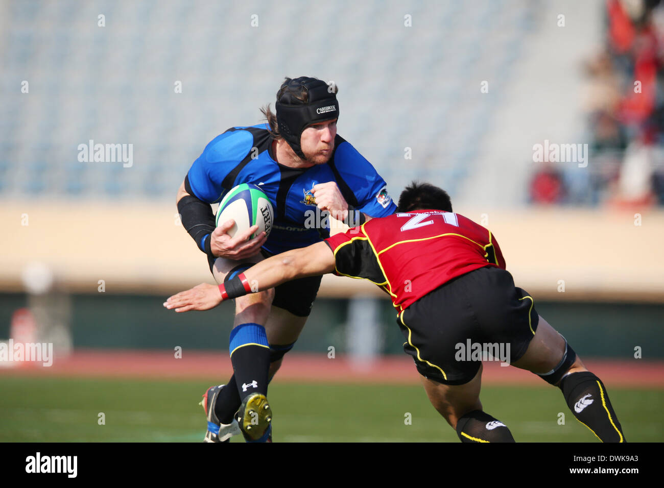 National Stadium, Tokyo, Japan. 9th Mar, 2014. Daniel Heenan (Wild ...