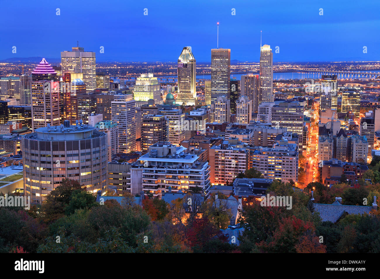 Montreal canada skyline hi-res stock photography and images - Alamy