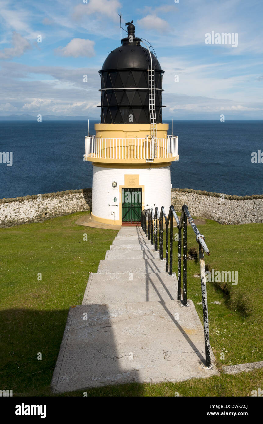 Ushenish lighthouse south uist scotland hi-res stock photography and ...