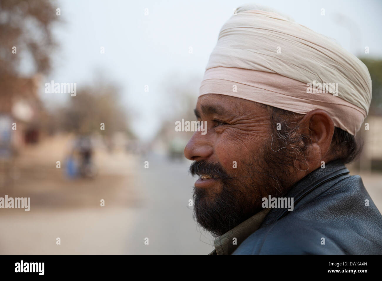 Bharatpur, Rajasthan, India. Siru Singh, a Sikh Rickshaw Driver Stock ...