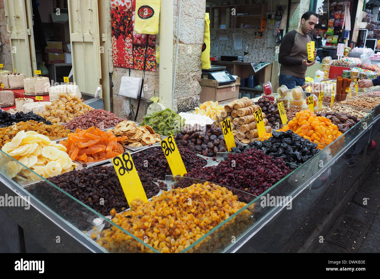 Shop display of dried fruits hi-res stock photography and images - Alamy