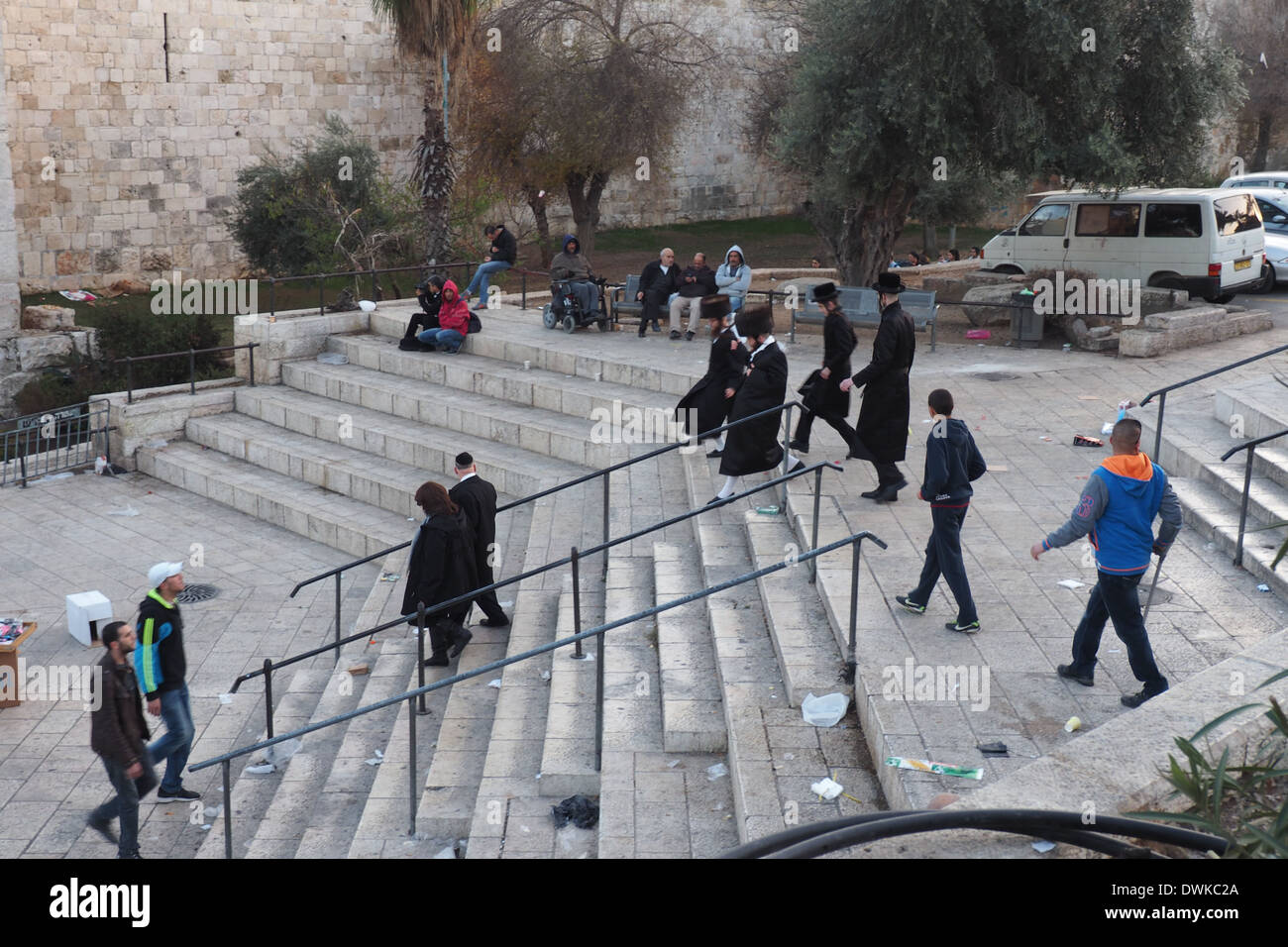 Jerusalem jewish life hi-res stock photography and images - Alamy