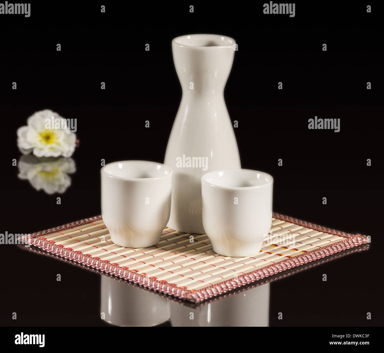 sake - a traditional Japanese alcoholic beverage, sake set tokkuri ...