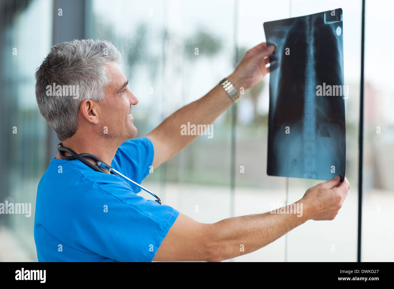X ray patients hi-res stock photography and images - Alamy