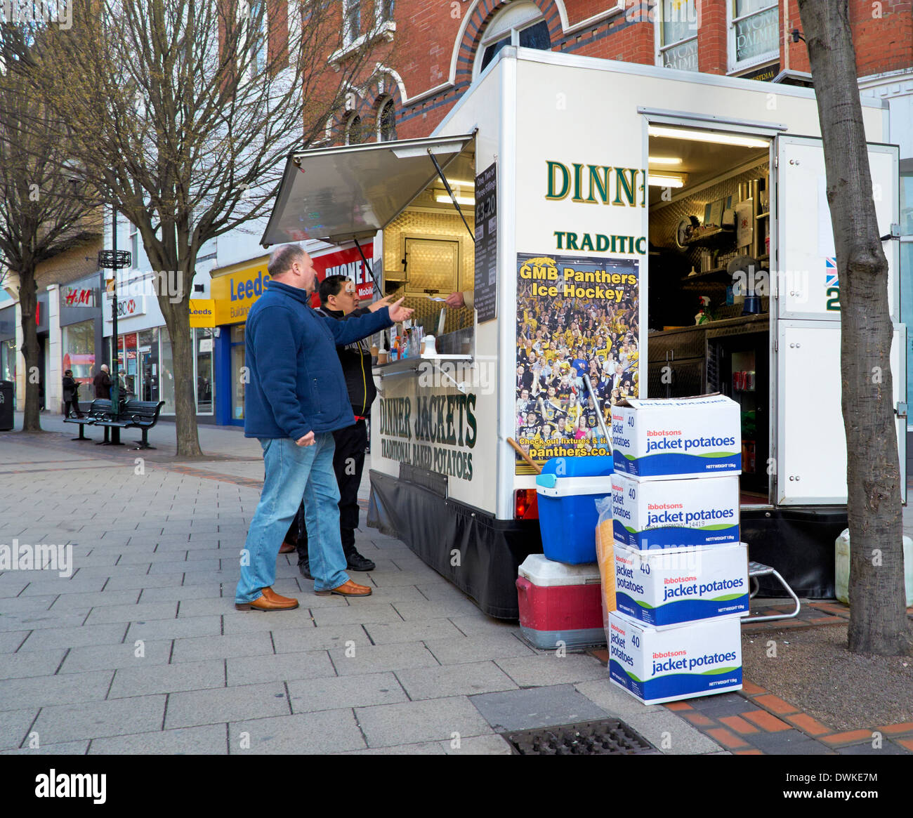 Potato Boxes High Resolution Stock Photography and Images - Alamy