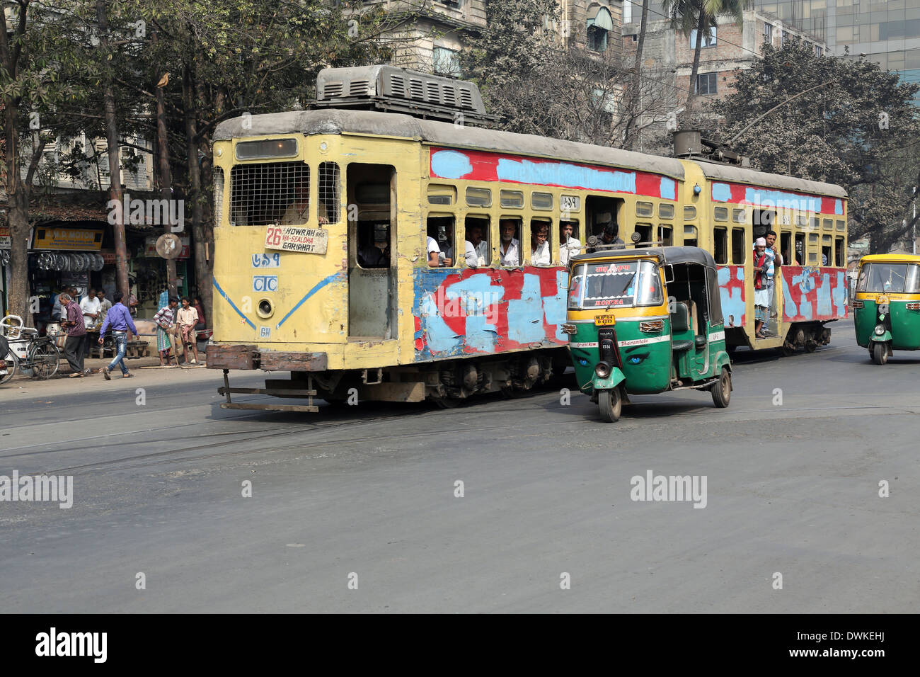Kolkata tram hi-res stock photography and images - Alamy