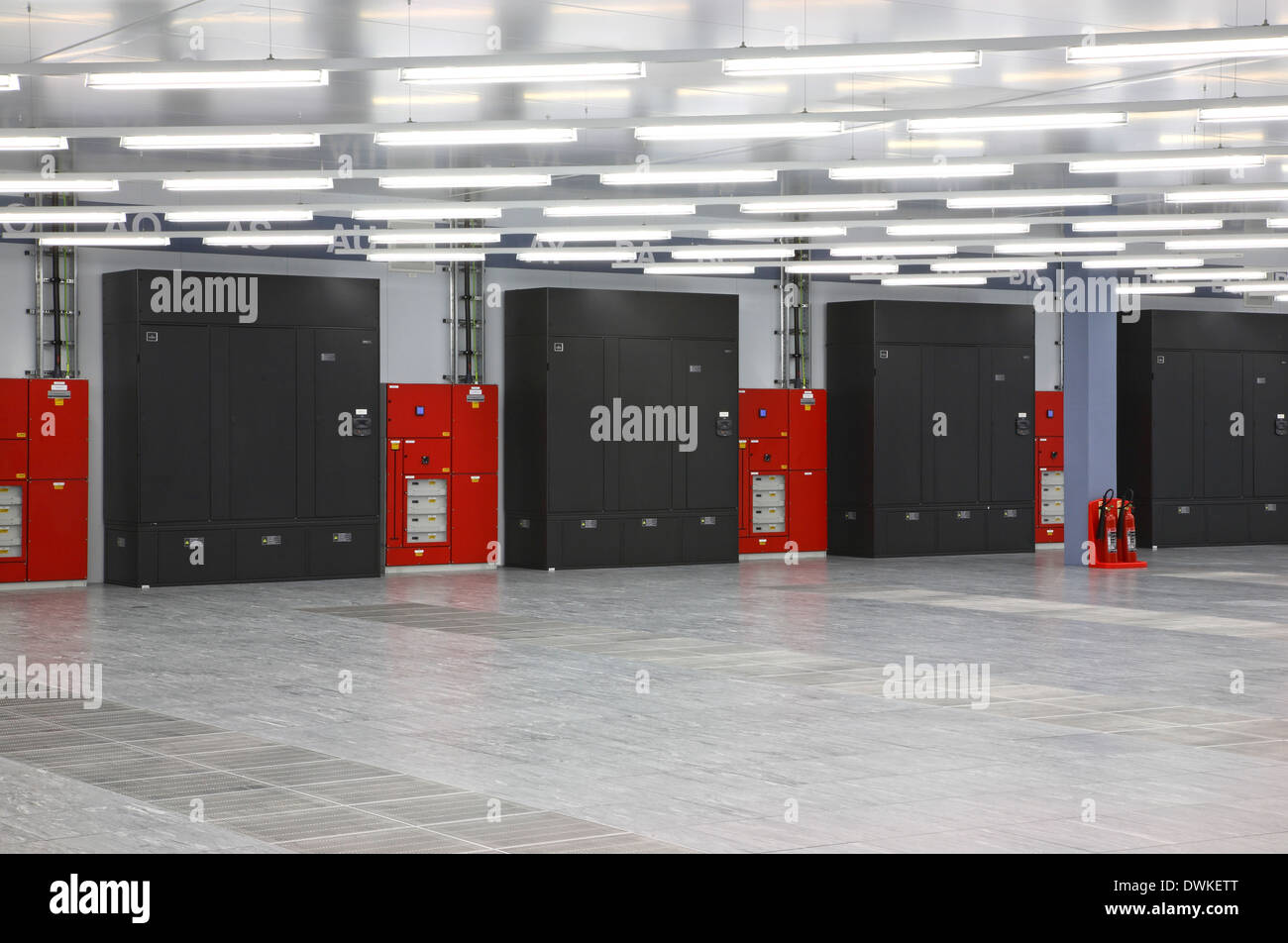 Data centre fire suppression hi-res stock photography and images - Alamy