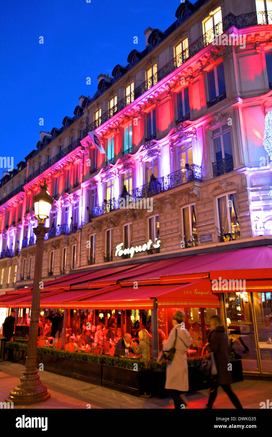 Fouquets restaurant paris fouquets hi-res stock photography and images ...