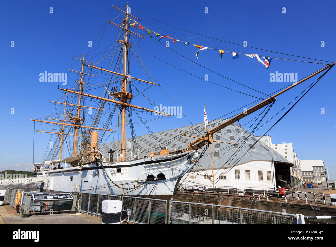 Chatham historic dockyard hi-res stock photography and images - Alamy