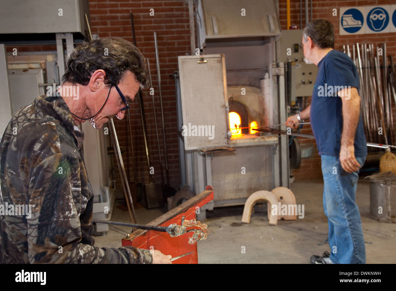 Glassmaker hi-res stock photography and images - Alamy