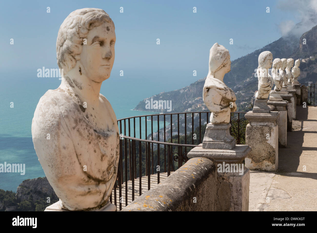 Statues on Belvedere of Infinity at the Villa Cimbrone in Ravello ...
