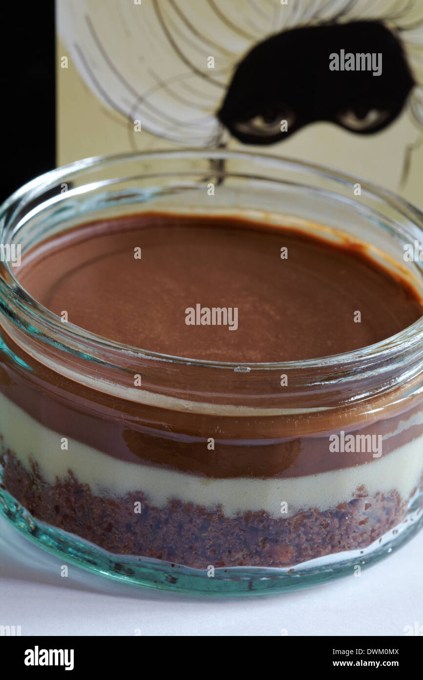 Gu After Dark Chocolate & Vanilla Cheesecakes with one ramekin removed ...