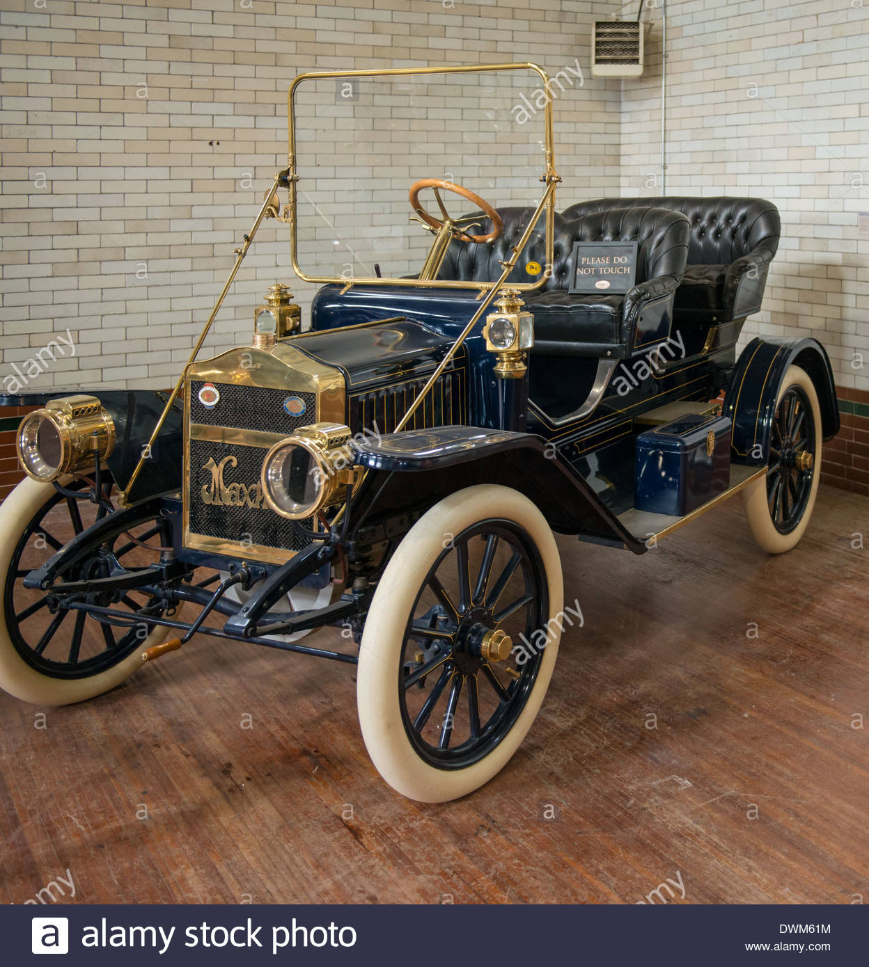 Old Vehicles Stock Photos & Old Vehicles Stock Images - Alamy