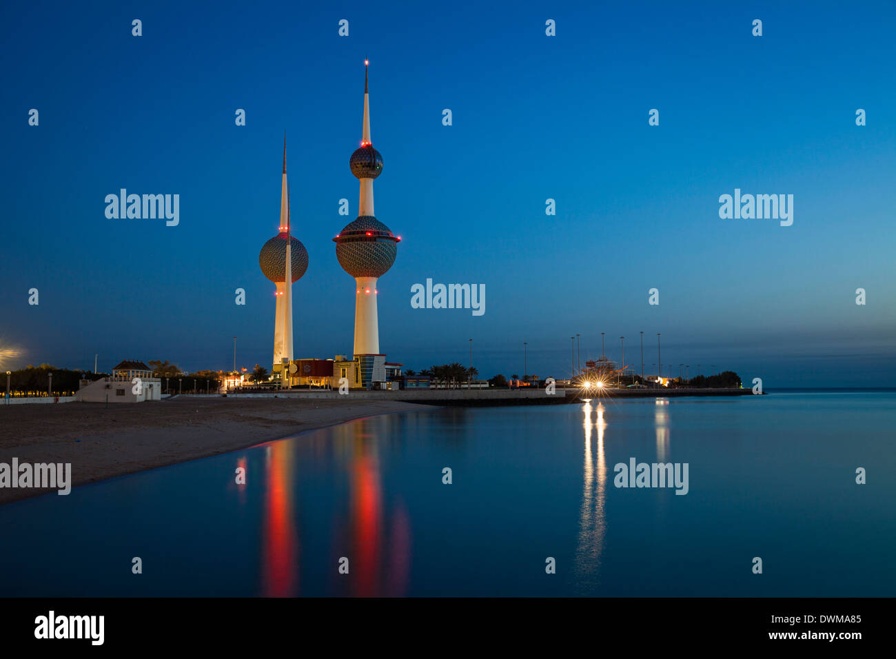 Kuwait towers hi-res stock photography and images - Alamy