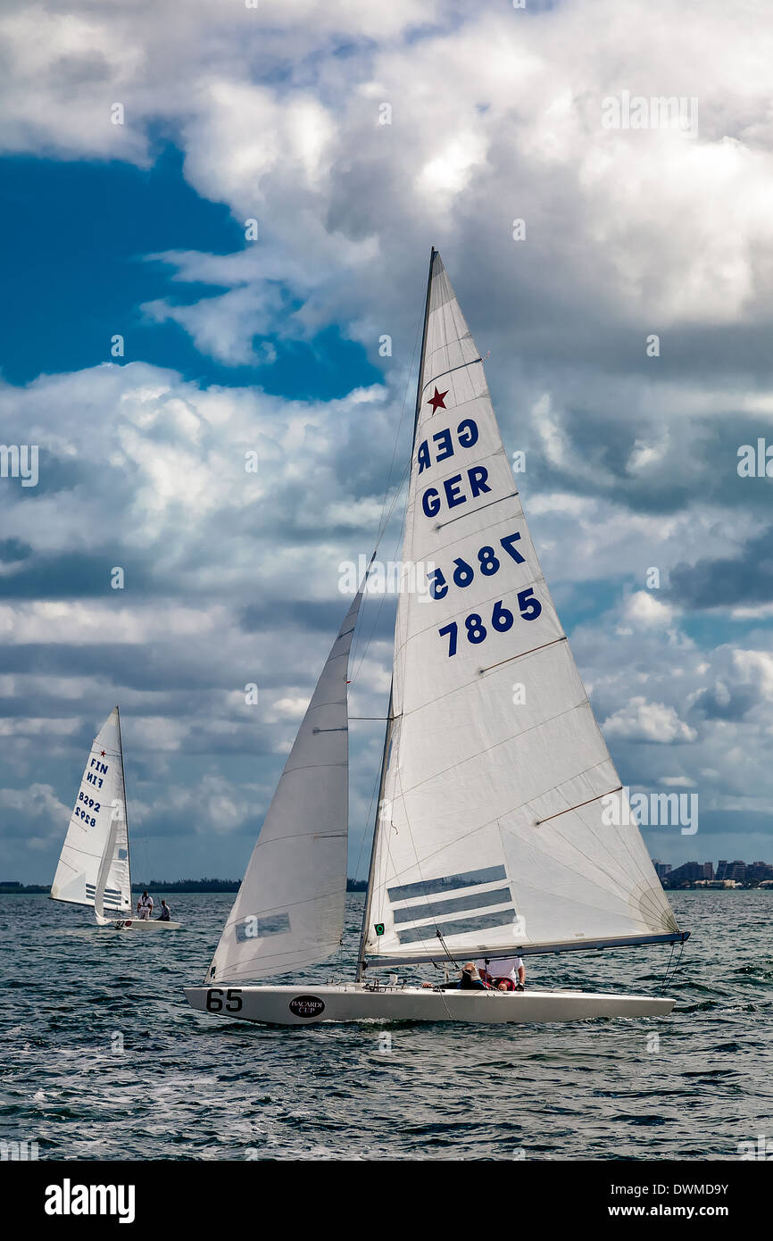 International star class boat sailing hi-res stock photography and ...