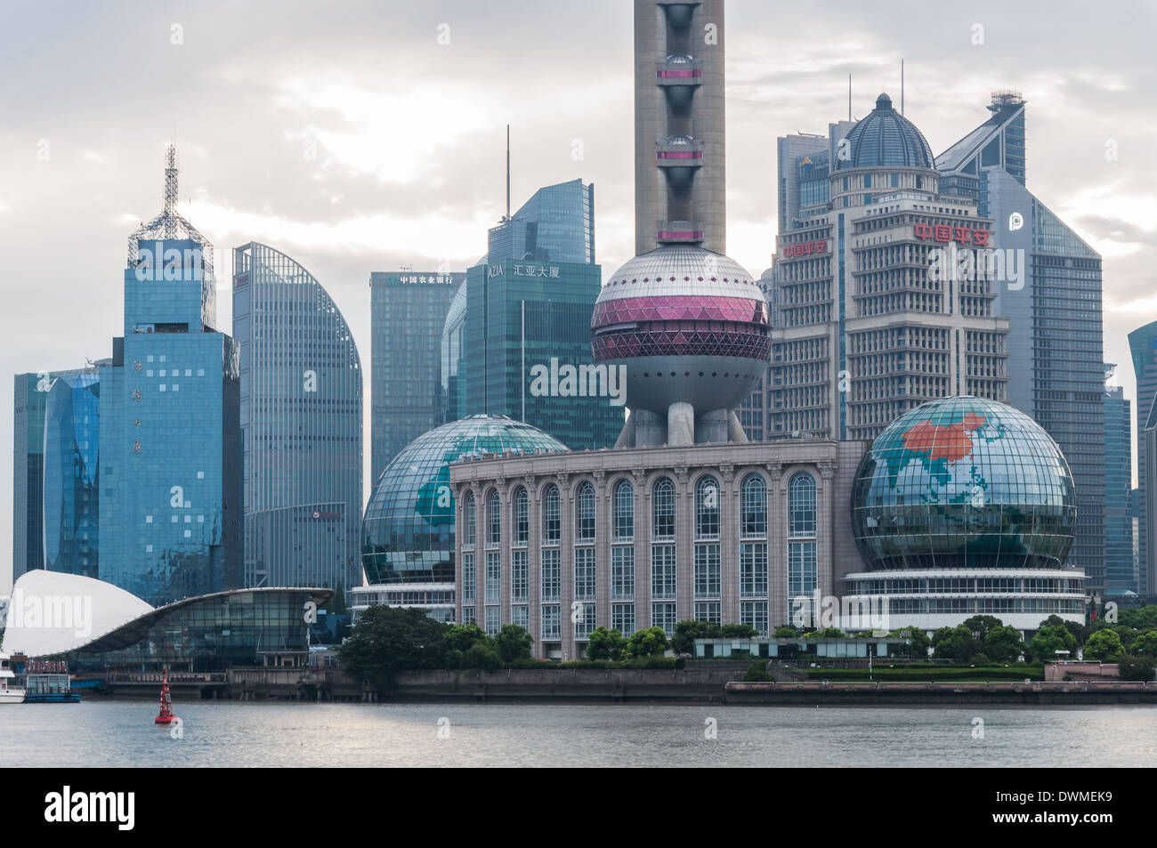 Shanghai morning hi-res stock photography and images - Alamy
