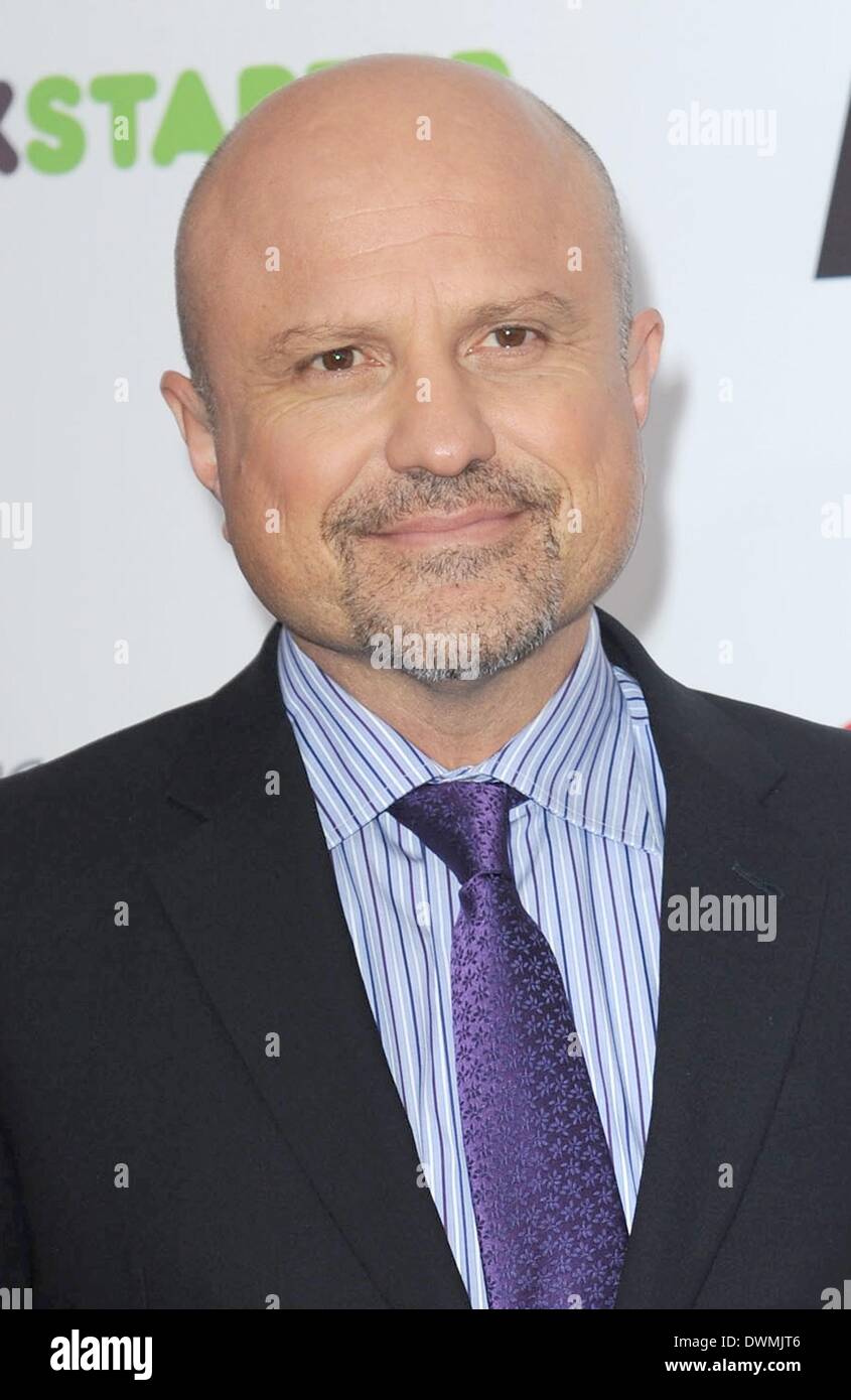 Enrico colantoni hi-res stock photography and images - Alamy